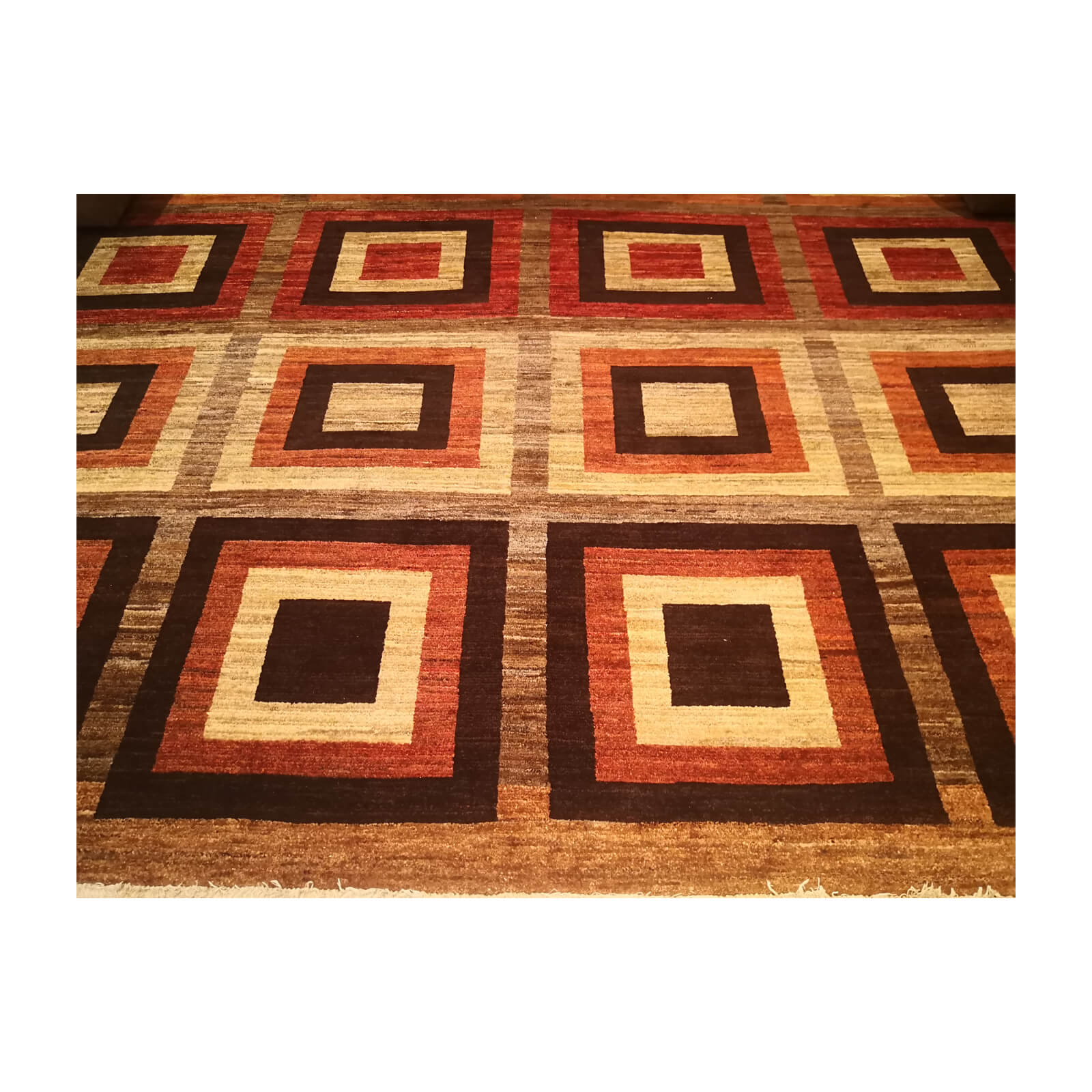 Cadrys Rug with Geometric Pattern